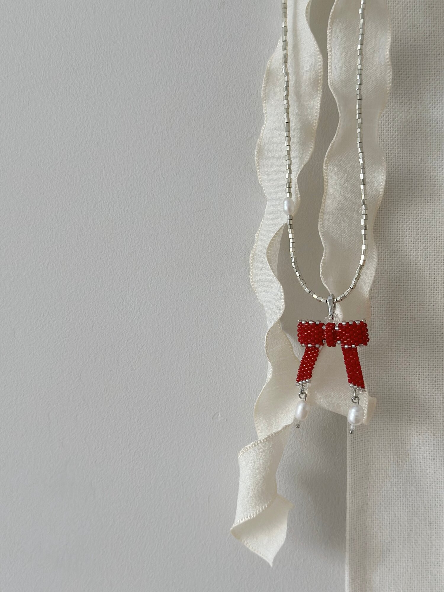 Бусы, бисер