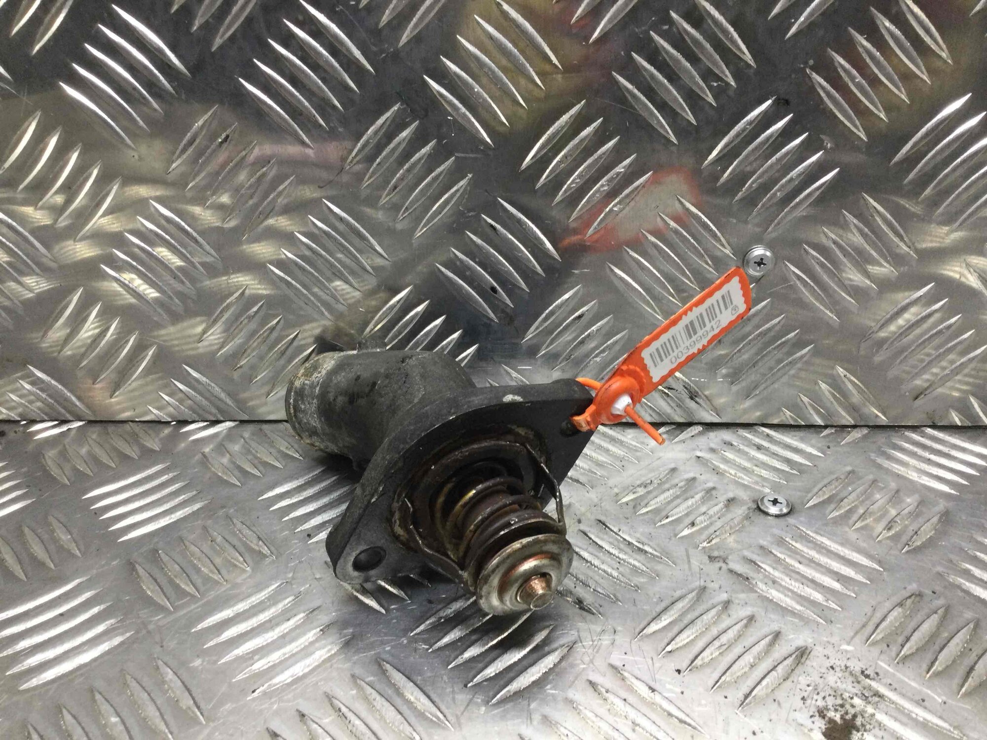 Б/У Корпус термостата Kia Sorento 1 поколение (2002-2006) 2006 г.