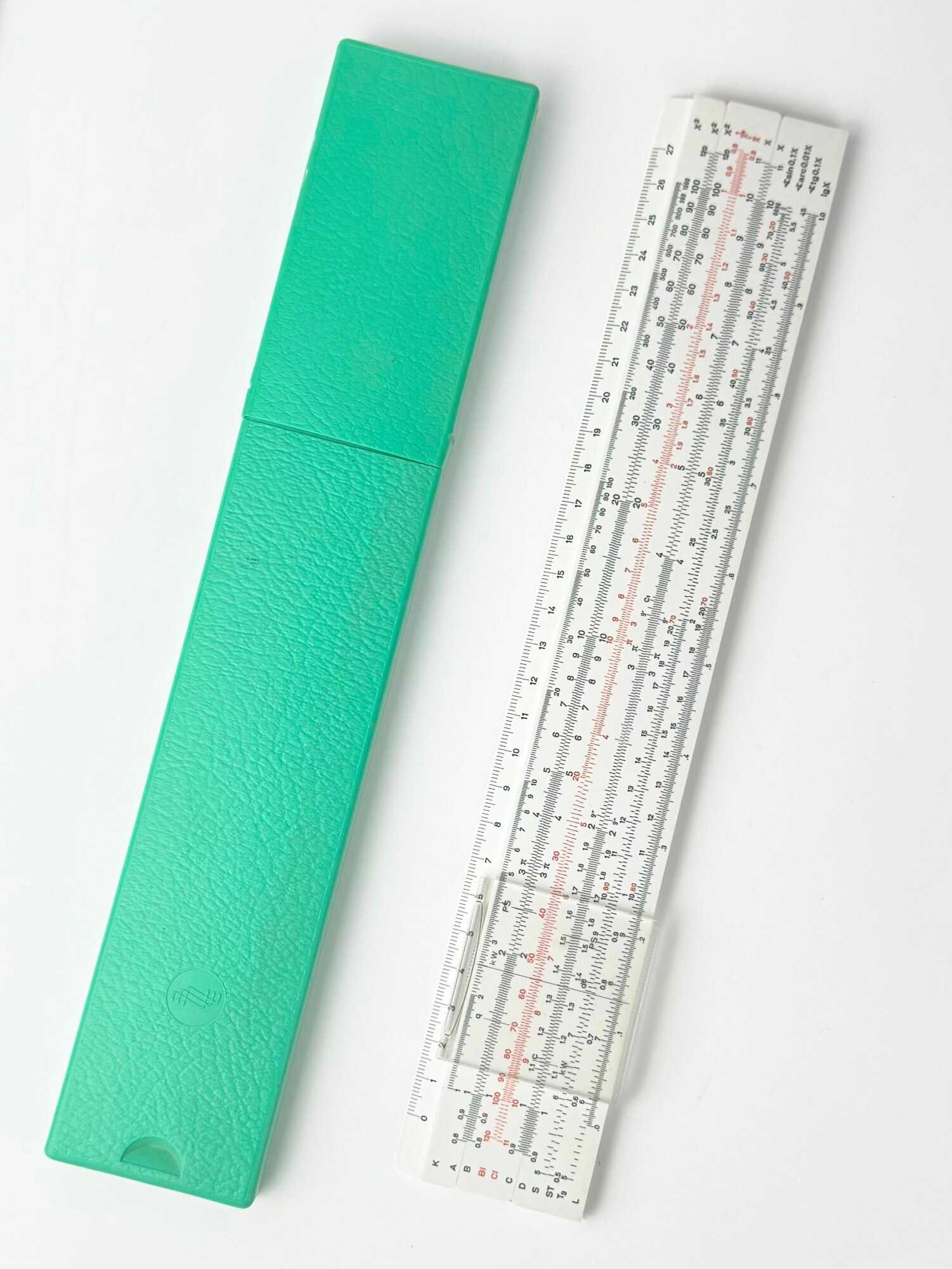 Широкая пластиковая логарифмическая линейка СССР 1976 год Ленинград