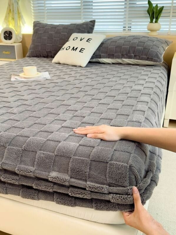 IKEA Наматрасник 180x200х28см черно-серый