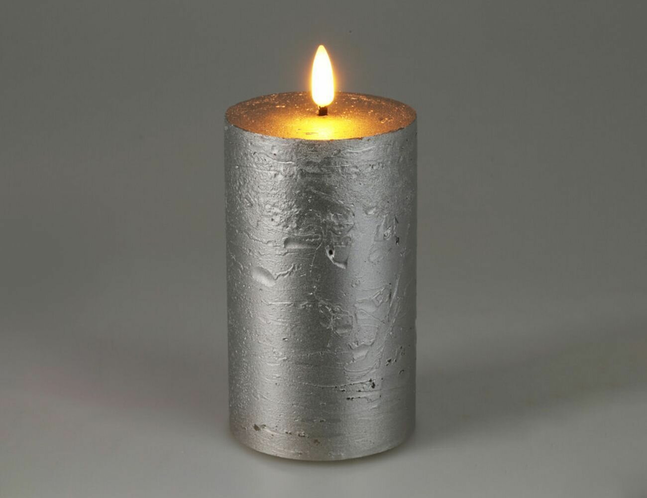 Светодиодная восковая свеча атма, серебряная, 'натуральный фитилёк', 15 см, таймер, батарейки, Koopman International AX5441420