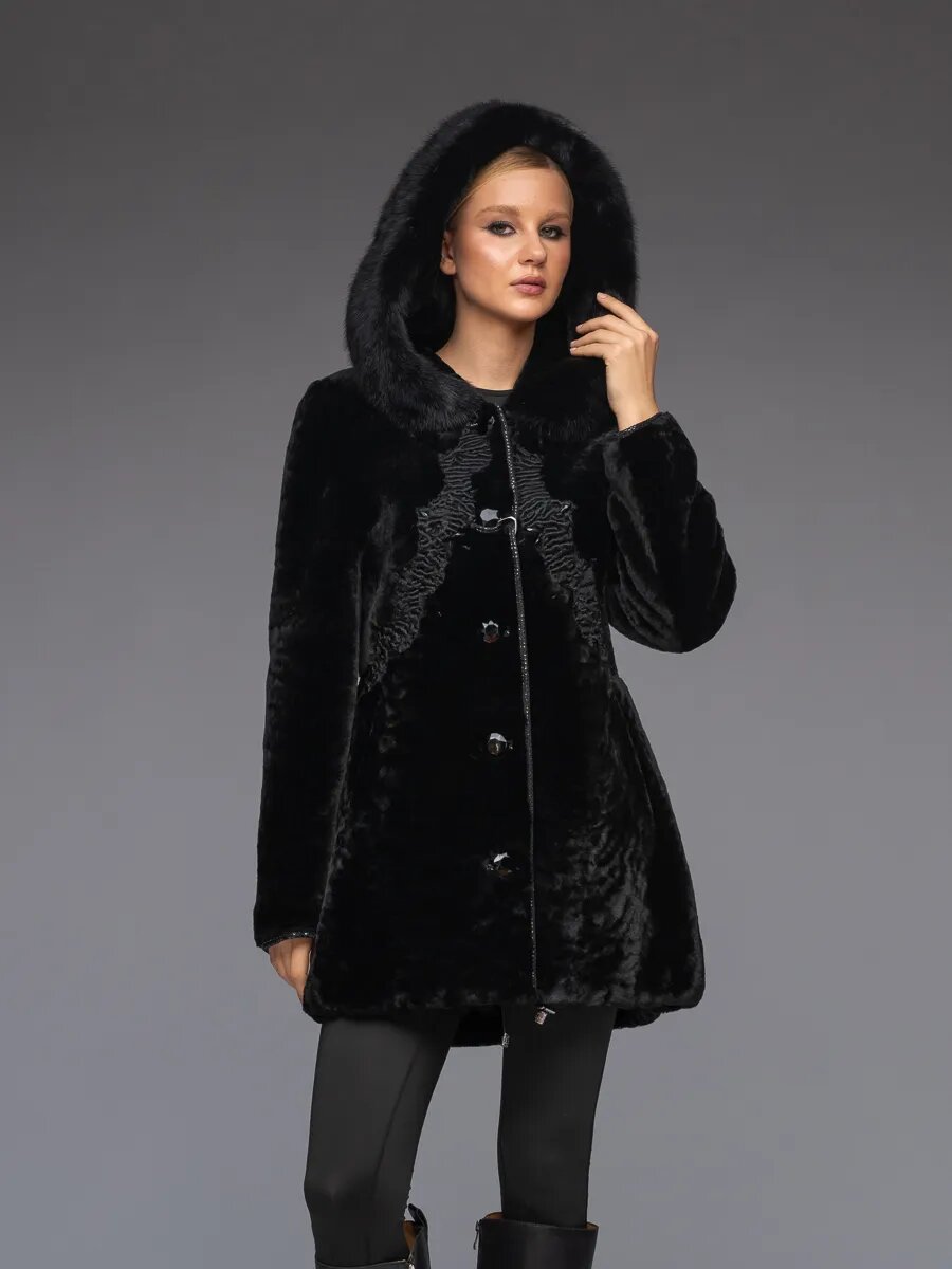 Шуба Panafics furs Базовая