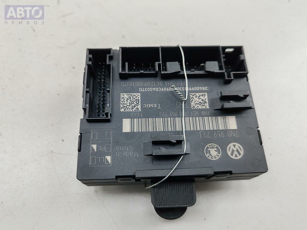 Блок управления двери передней левой Skoda Yeti