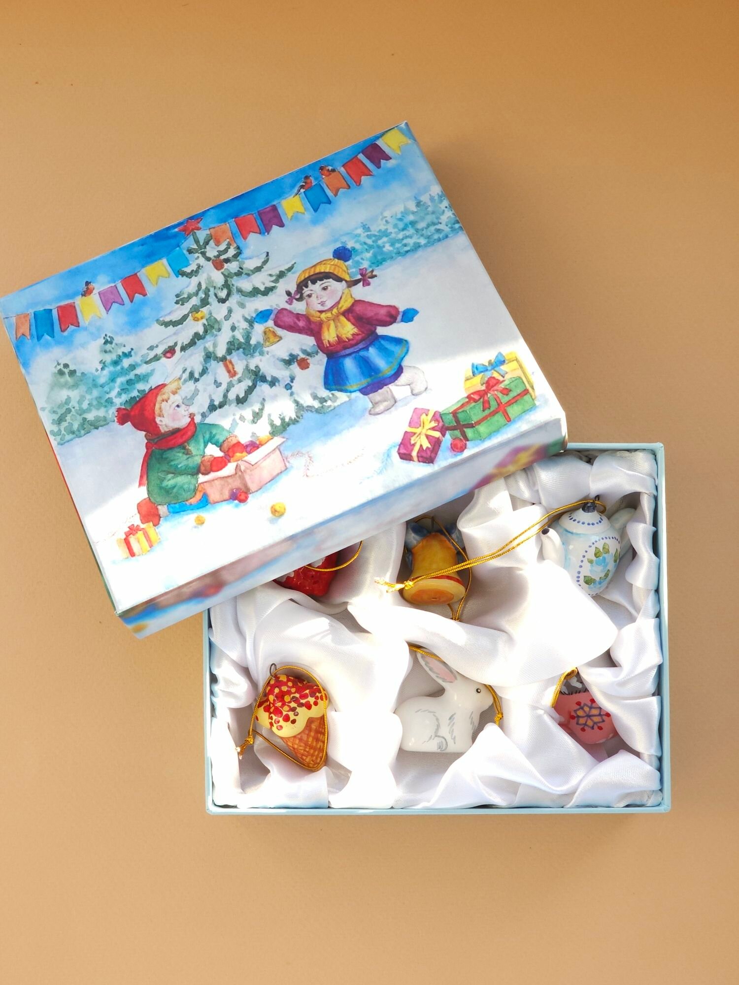 Набор ёлочных игрушек "Зимние радости". Ярославская майолика. Керамика ручной работы. Сделано в России.