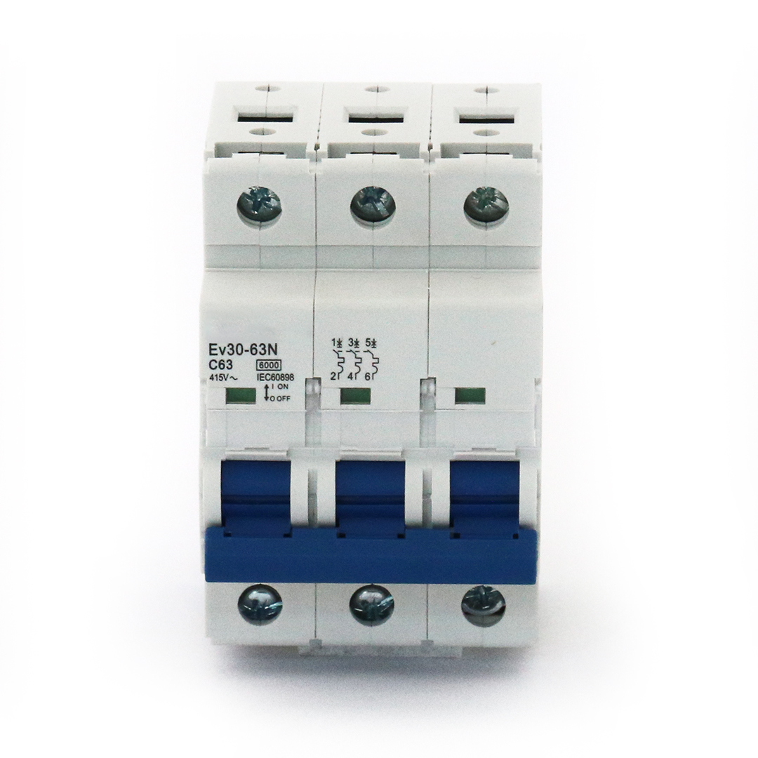 Авт. выключатель Ev30-63N 3P 6kA 63A C, нераздельный рычаг управления CB3422503663