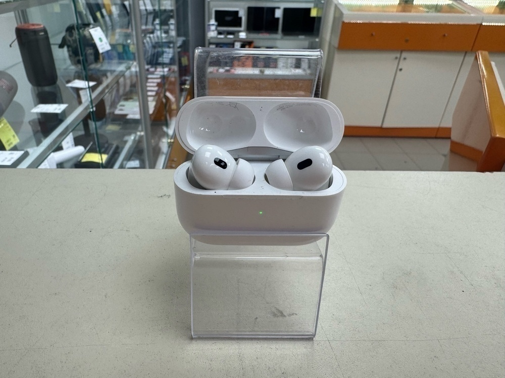Беспроводные наушники Apple AirPods Pro 2, MagSafe Charging Case, USB-C, White, б/у, уценка