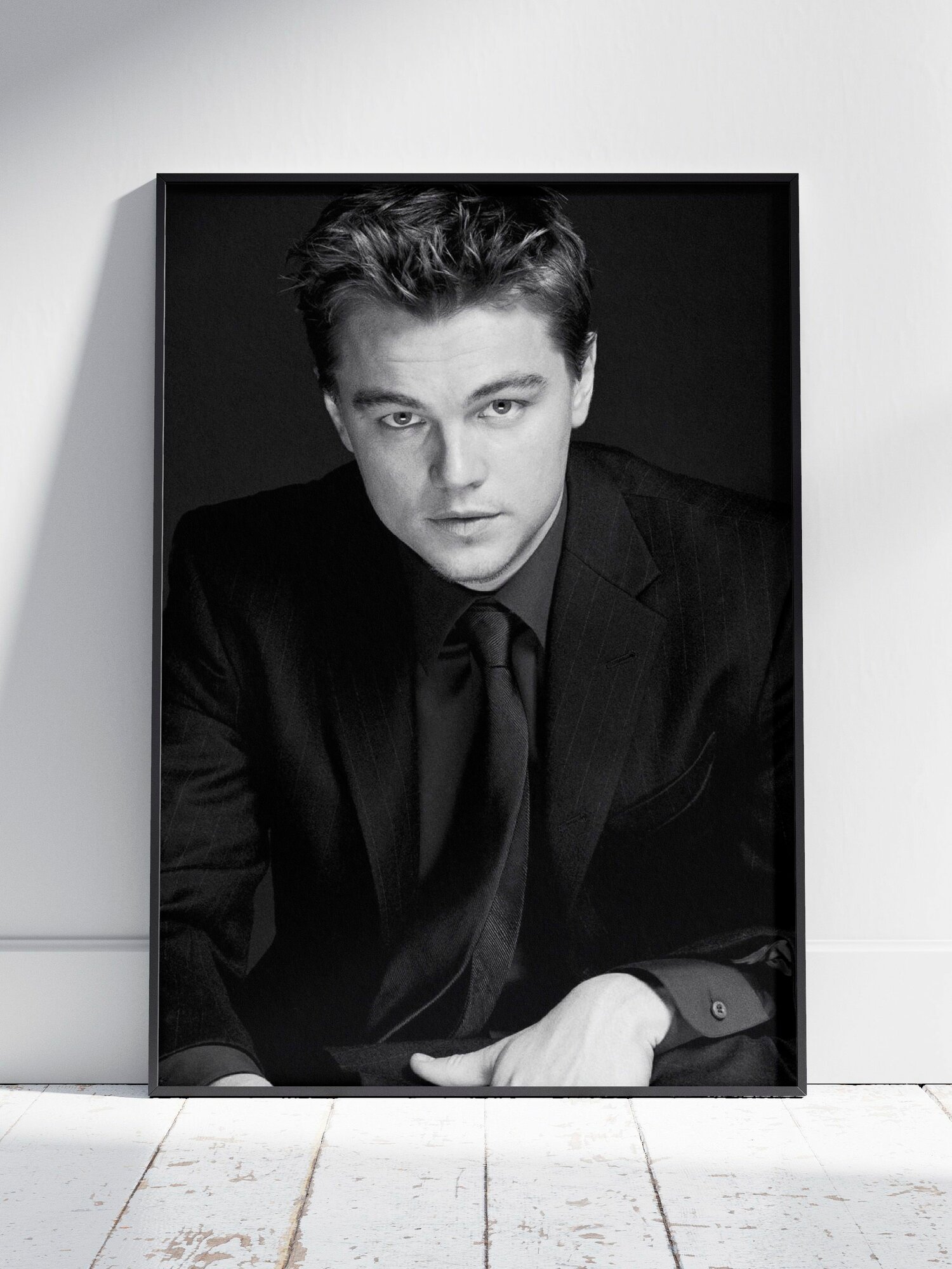 Плакат на стену для интерьера Леонардо Ди Каприо (Leonardo DiCaprio 10) - Постер по актеру фильма, кино, сериала формата A4 (21x30 см)