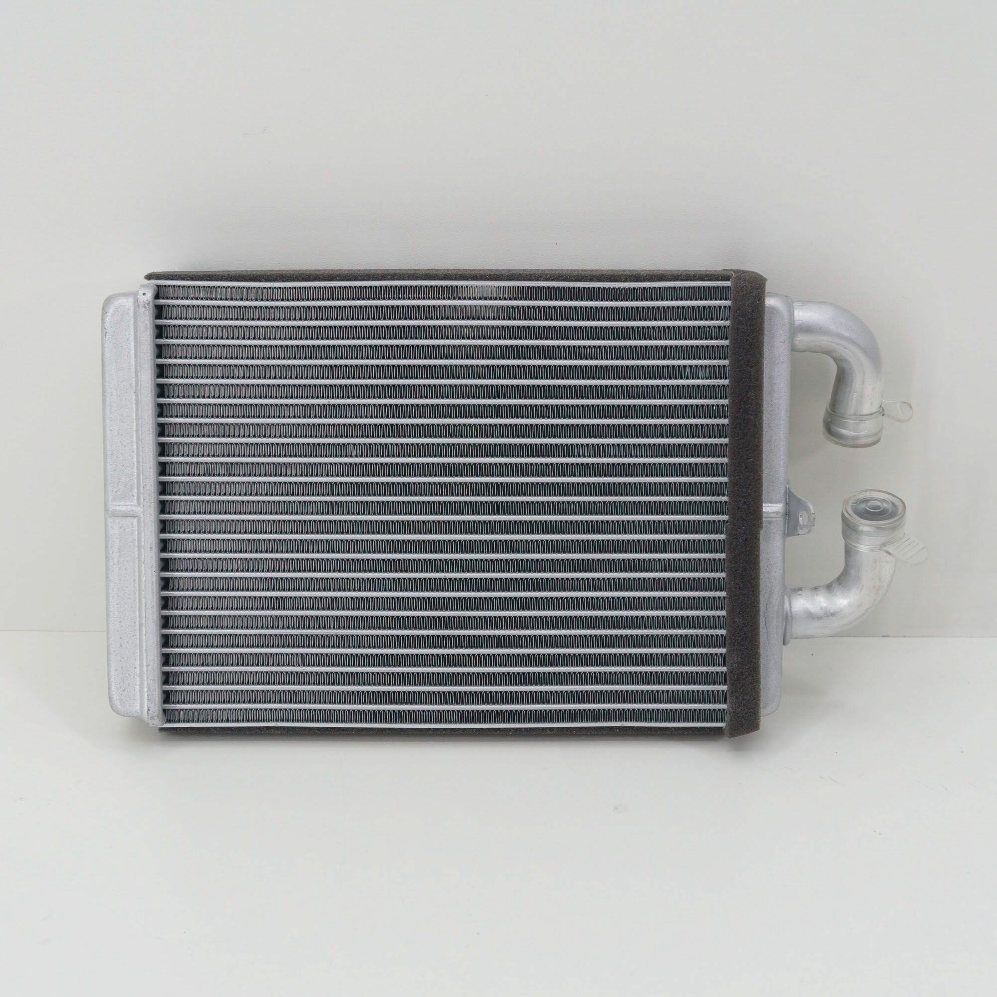 Радиатор печки NISSAN DIESEL MK250, вид 1, 243*160*50, GSPARTS