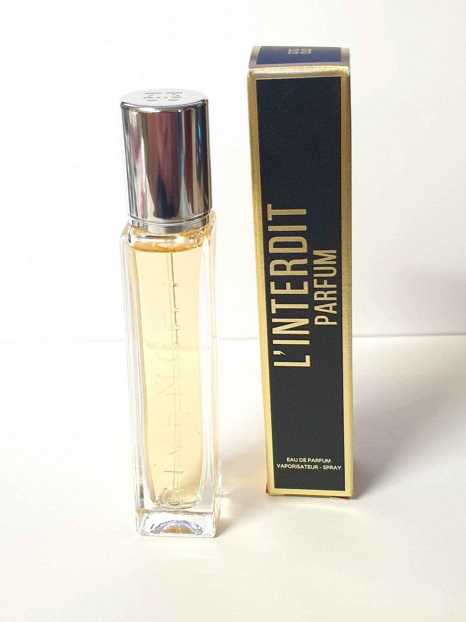 GIVENCHY L INTERDIT PARFUM 12.5 мл , цветочный , фруктовый аромат