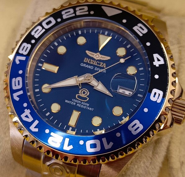 Наручные часы INVICTA Pro Diver, золотистый — фото 1