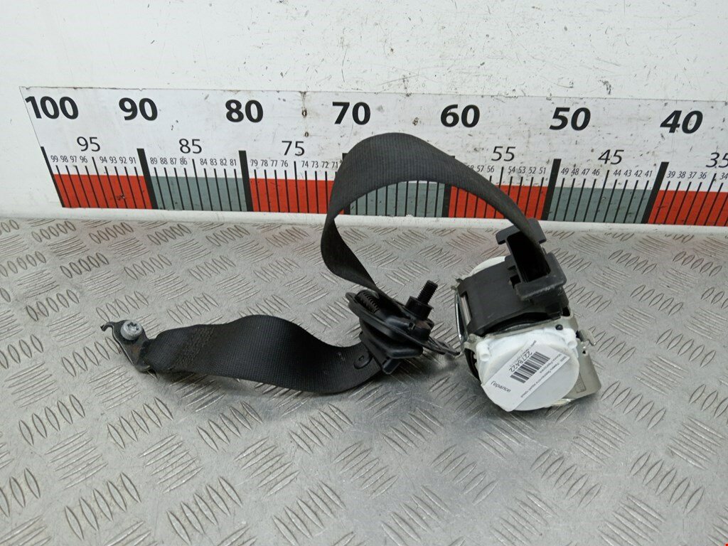 Ремень безопасности задний правый BMW 1-Series (F20/F21) 34078319D арт. 2278422