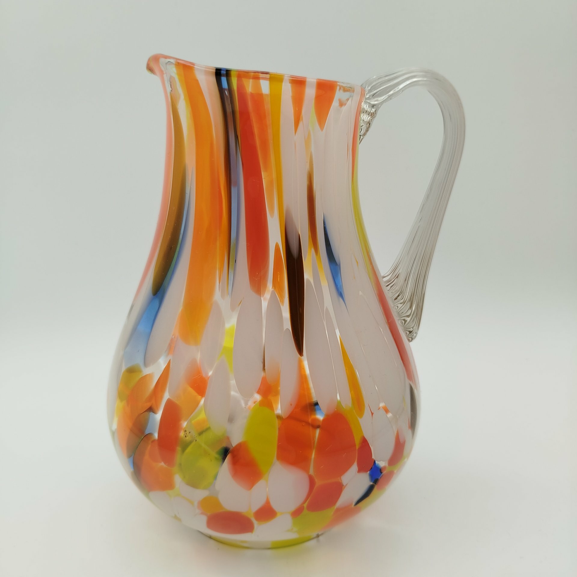 Кувшин с вкраплениями бело-оранжевого оттенка, стекло, гутная техника, СССР