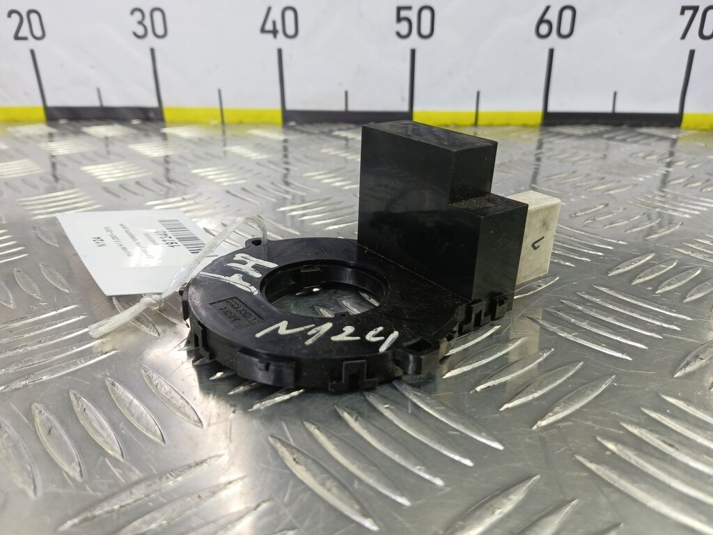 Датчик угла поворота руля Б/У для Hyundai Grand Starex I (2007—2015) 934803K000