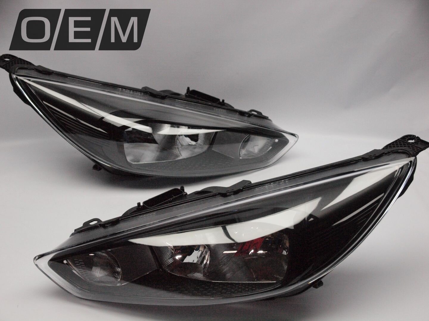 Фары для Ford Focus 3 год с 2015-2019, Форд Фокус, 1866231,1866248, O.E.M.