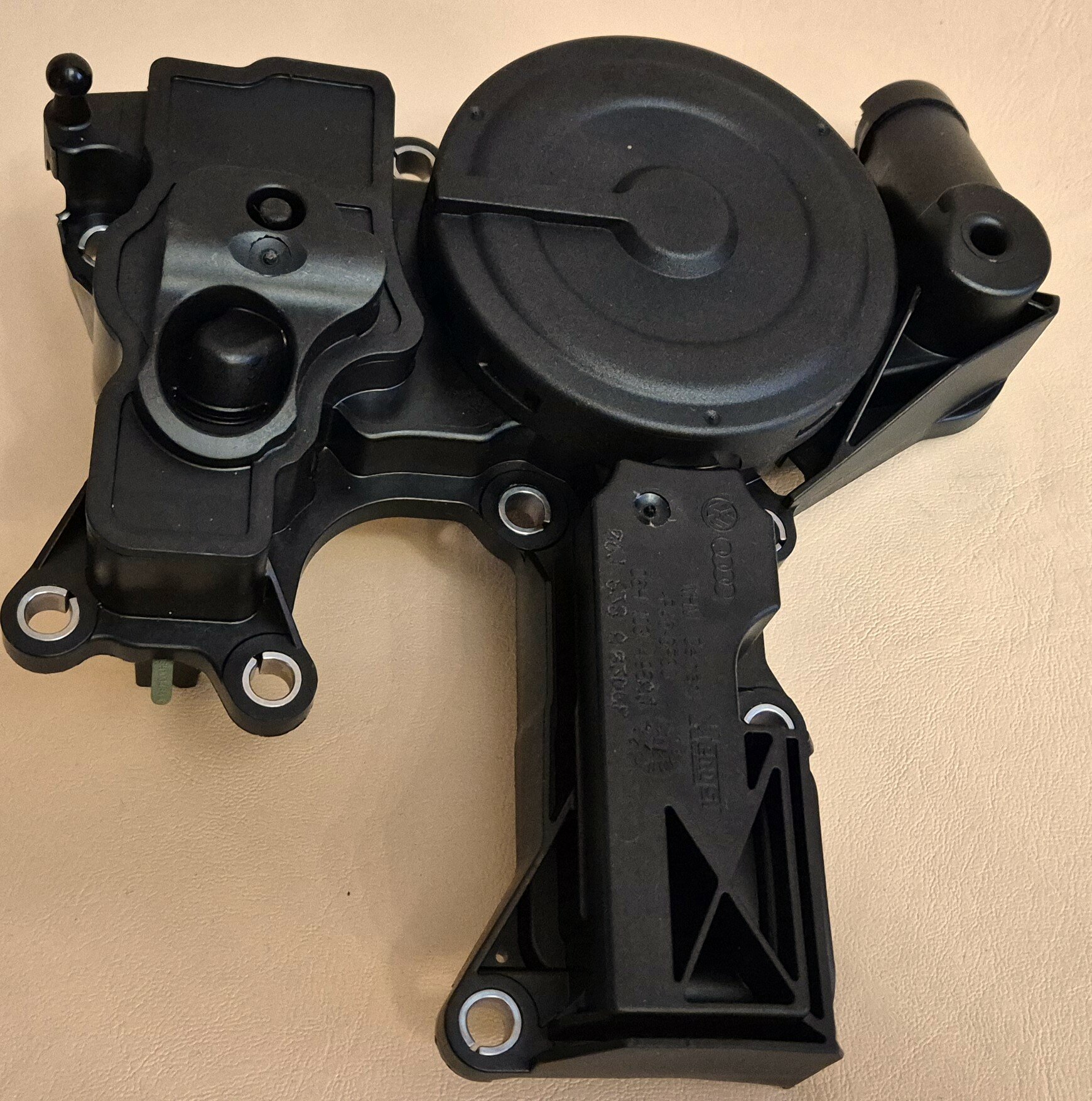 Маслоотделитель 06H103495AJ 25 мбар, для автомобилей Volkwagen, Skoda, для двигателей EA888 GEN2, 2.0 TSI и TFSI