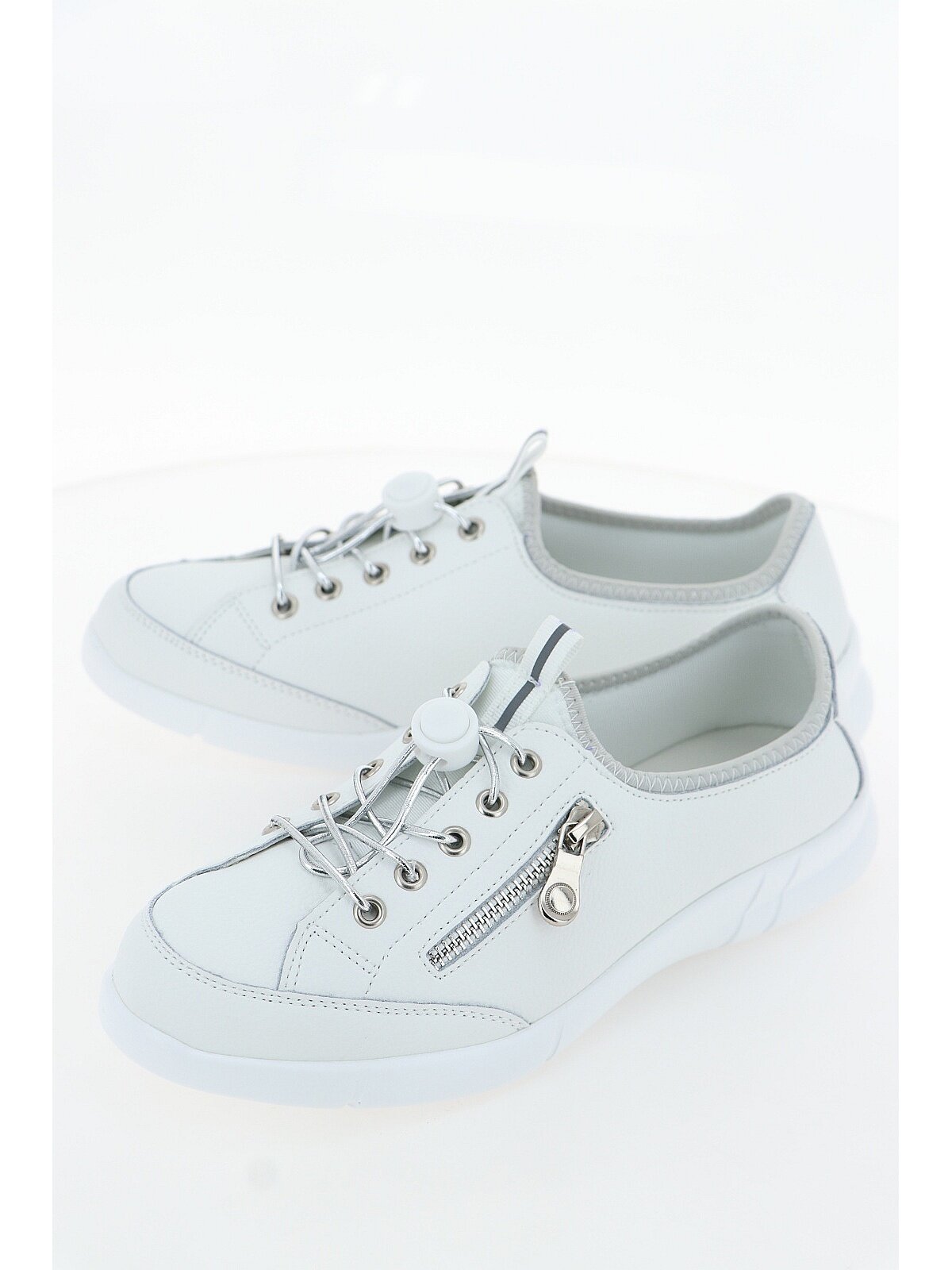 Полуботинки