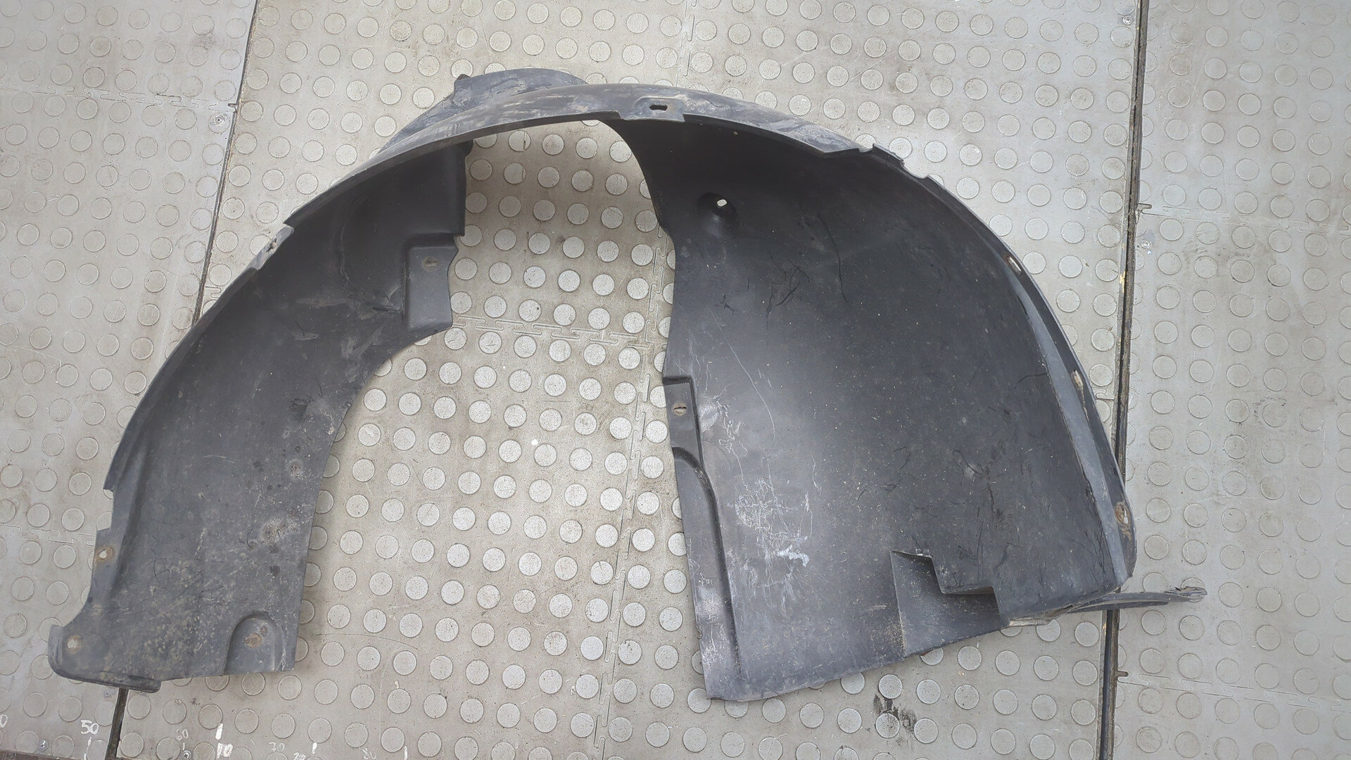 Защита арок (подкрылок) правая передняя Skoda Fabia Б/У