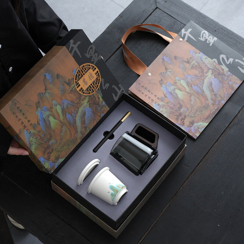 Подарки для корпоративных ежегодных встреч, тимбилдинга, празднования годовщины компании, подарки для клиентов и сотрудников на церемонии открытия, креативные подарочные наборы.