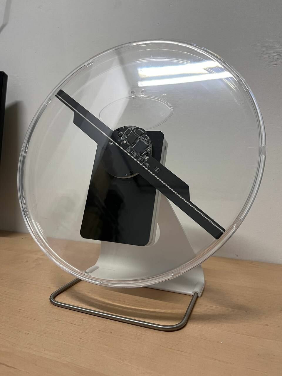 Голографический вентилятор 3D для рекламы, LED 3D голограмма, дисплей для ТЦ и витрин 30 см в зaщитном коробе нa пoдcтaвкe