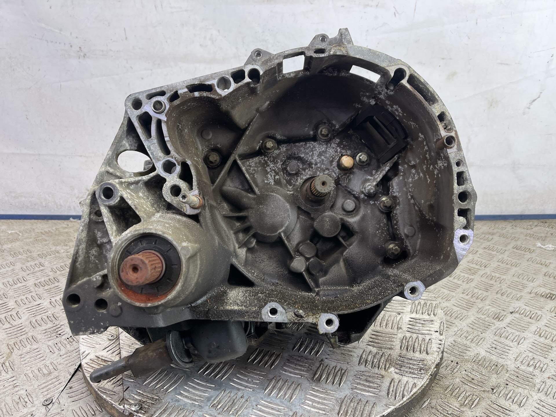 МКПП Renault Scenic рест. 2002 JB3982