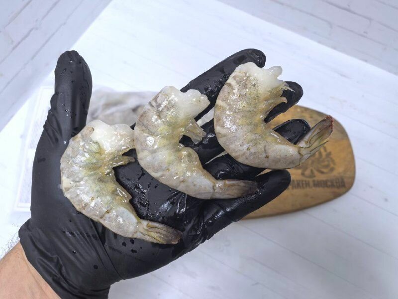 Креветки без головы без пищевода Easy Peel 21/25. Упаковка 1кг