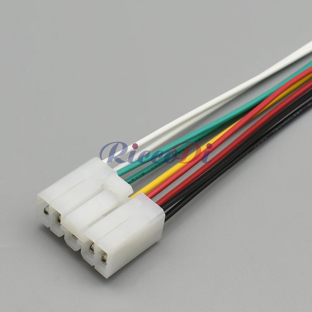 Комплект автомобильных разъемов RiccoDi MG620213 и MG610154 15cm wire
