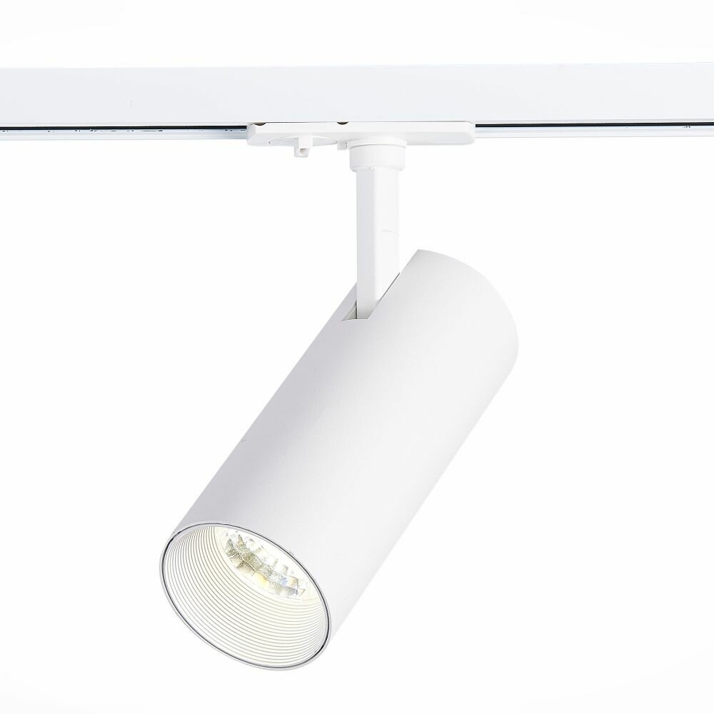 ST350.546.15.36 ST-Luce Св-к трек. Белый LED 1*15W 4000K 1 350Lm Ra?90 36° IP20 L158xW65xH193 100-240V.