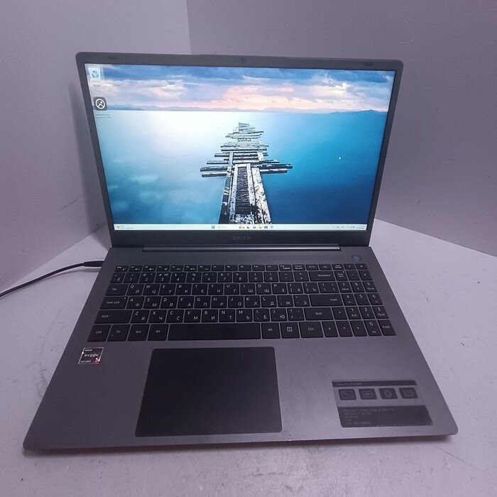 Ноутбук DEXP Atlas m15-A5W304