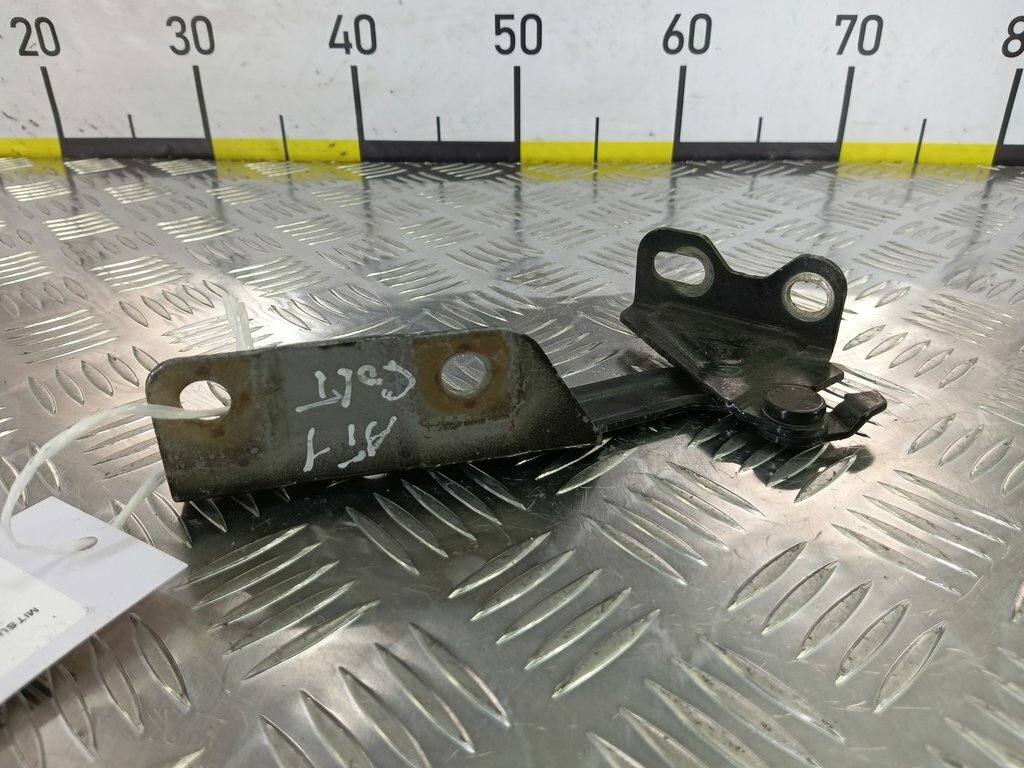 Петля капота левая Б/У для MITSUBISHI COLT Z30 (2002—2012) MR959411