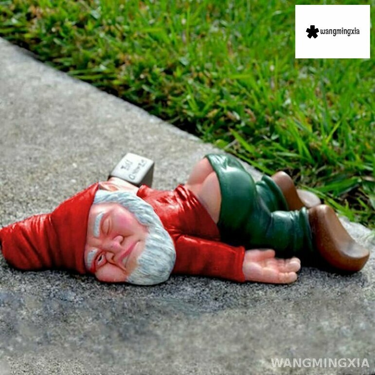 Пьяный садовый гном из смолы, эксклюзивный подарок для дачи и сада