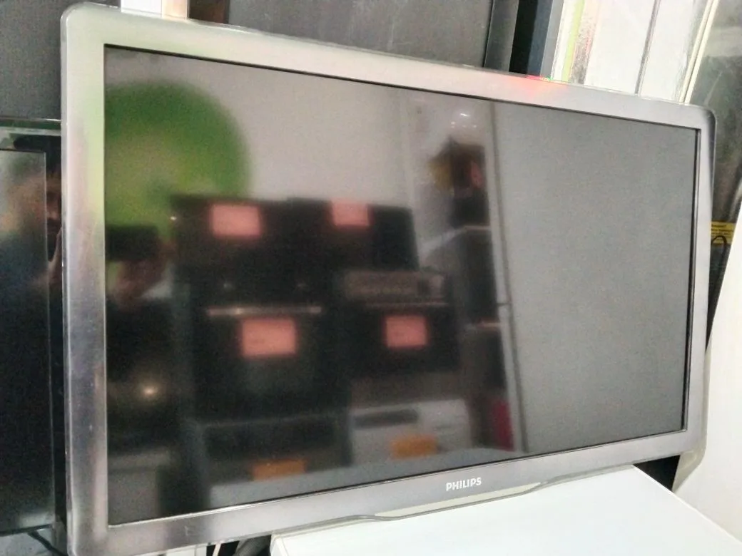 Телевизор LED 42" (106 см) Philips 42PFL7606H Б\У