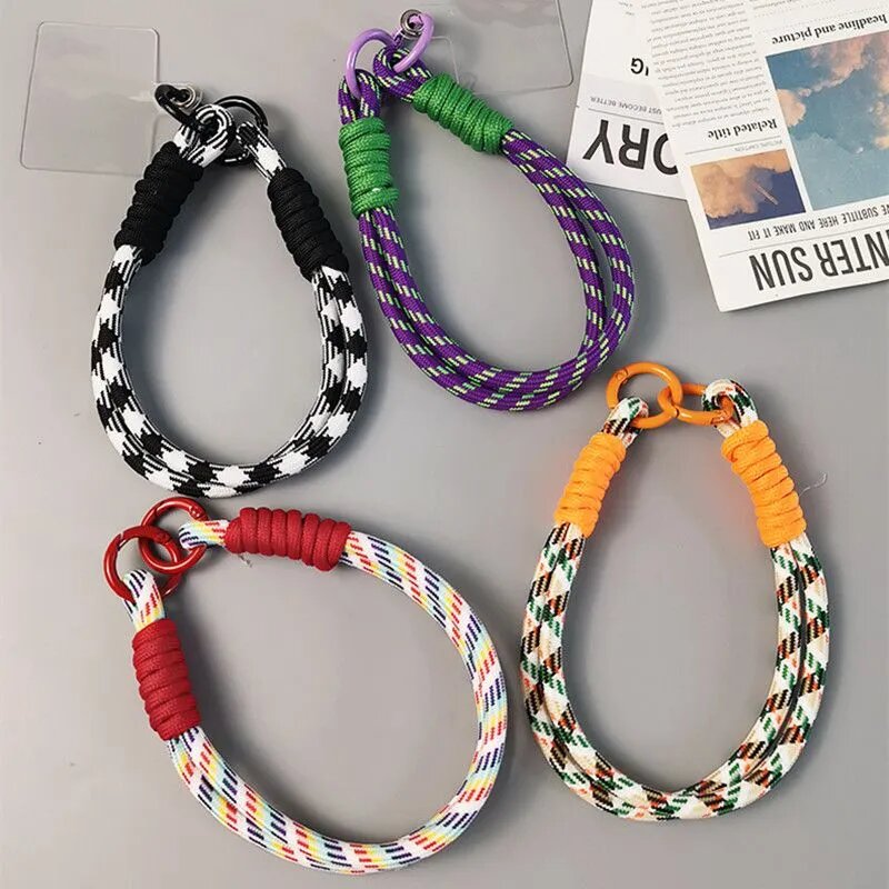 Тканевый шнурок для телефона и наушников / Ремешок на руку / эластичный ланъярд на запястье