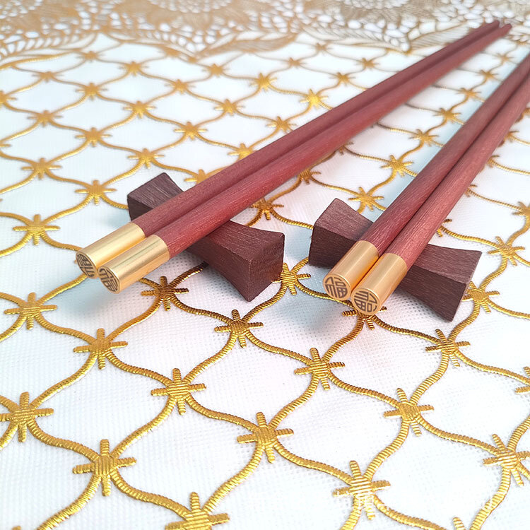 Куриные крылья Красный сандаловое дерево Рута Кровь Сандаловое дерево Черное дерево Пятицветные купольные палочки для