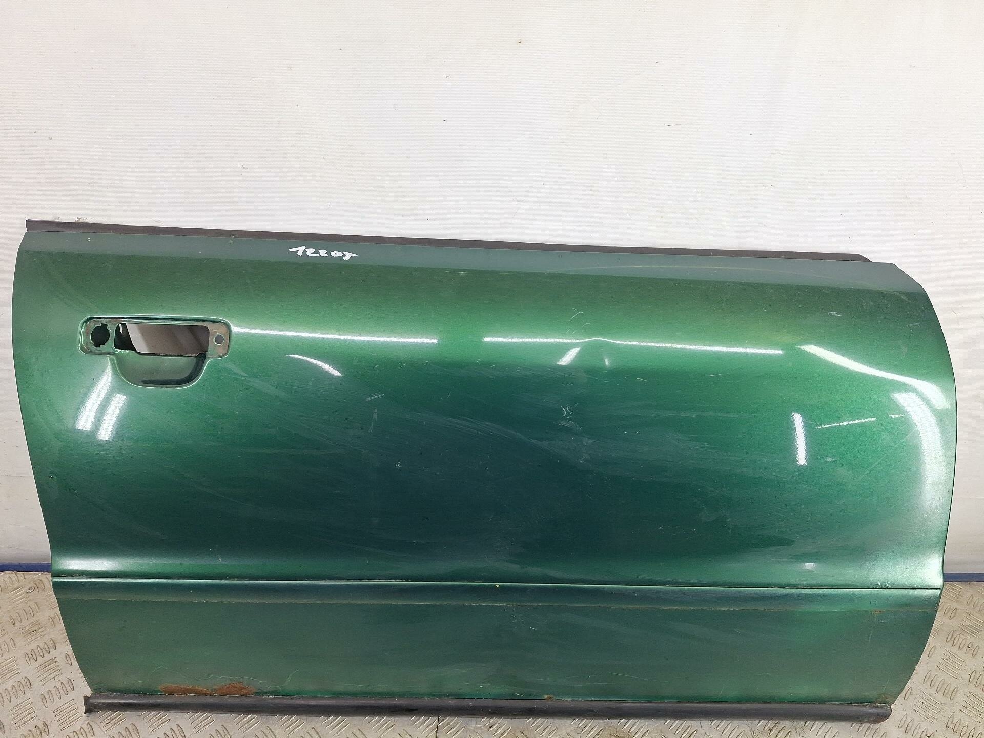 Дверь передняя правая Audi A4 B5 1997