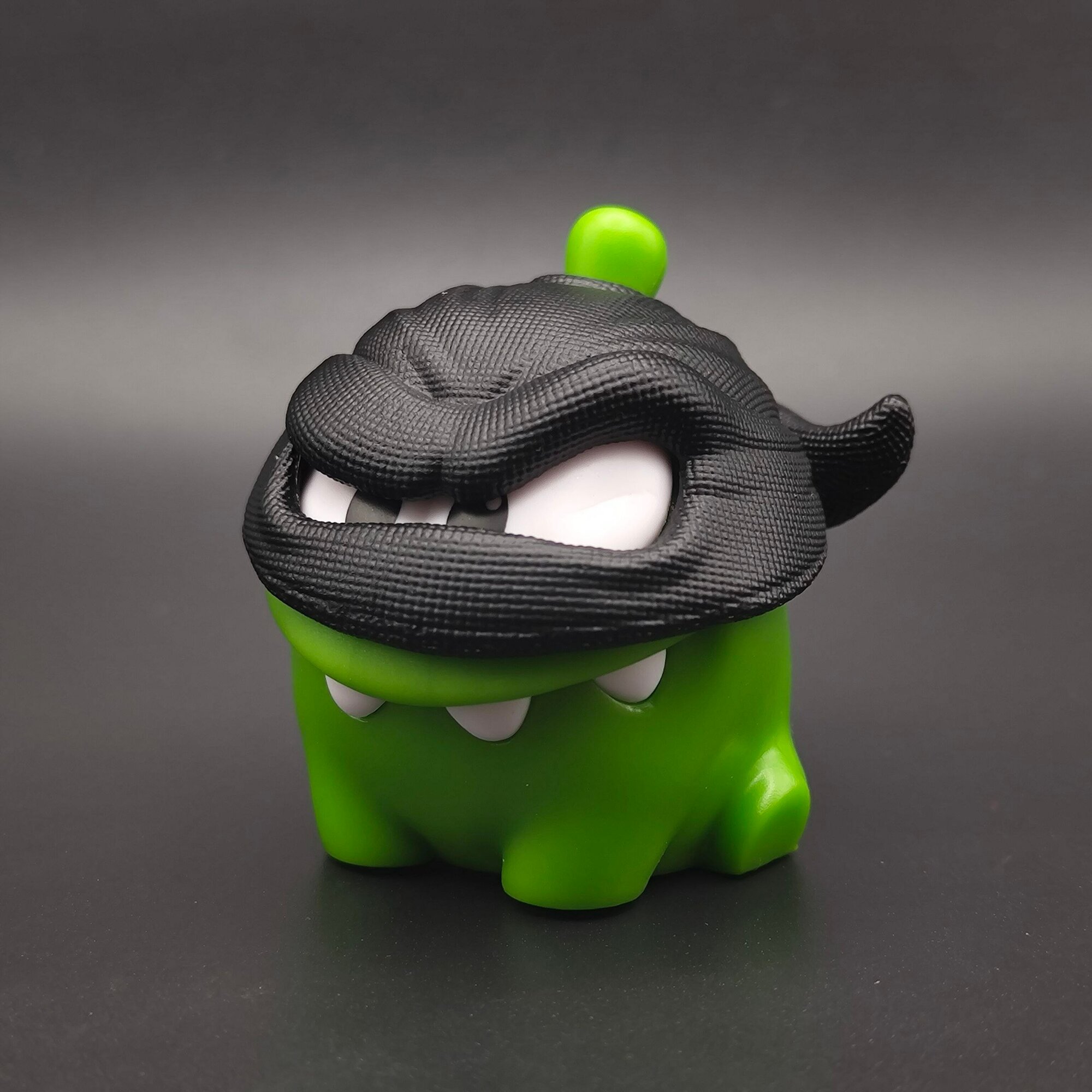 Игрушка Ам-Ням коллекционная серии "Карнавал-2". Вкусно и точка 2026. Ниндзя