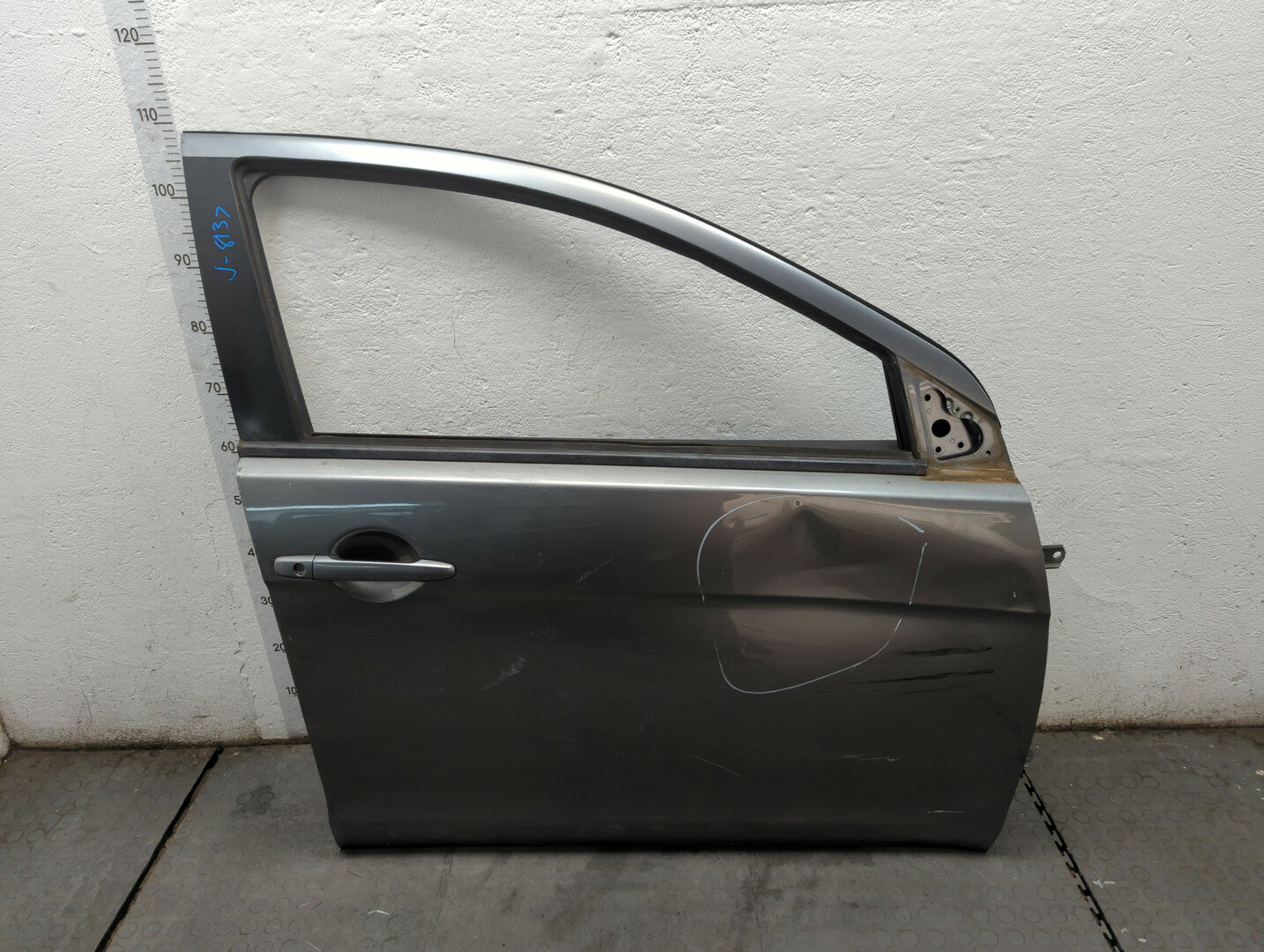 Дверь боковая (легковая) правая передняя Mitsubishi Lancer 10 Б/У