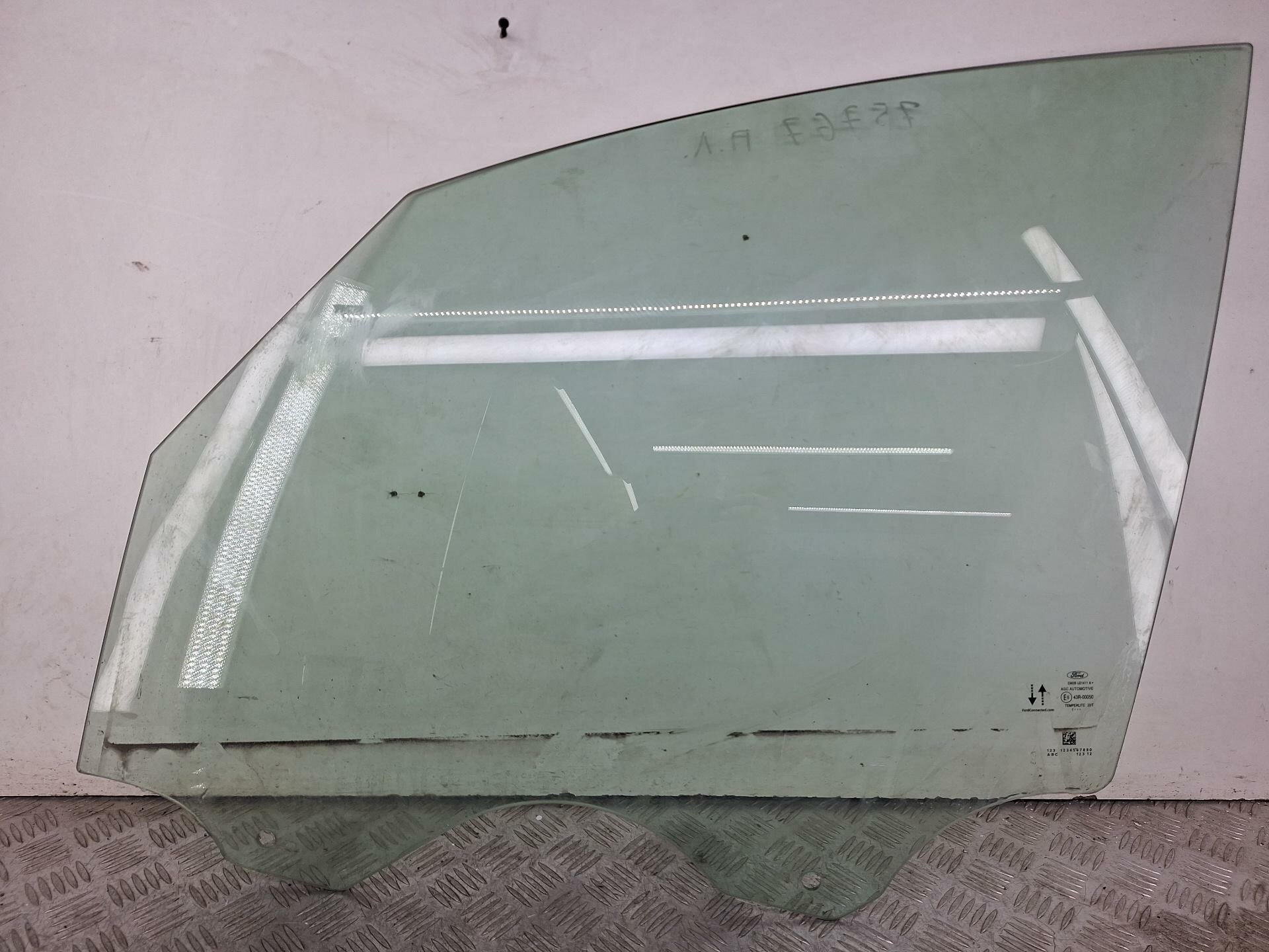 Стекло двери передней левой Ford Galaxy 3 рест. 2022