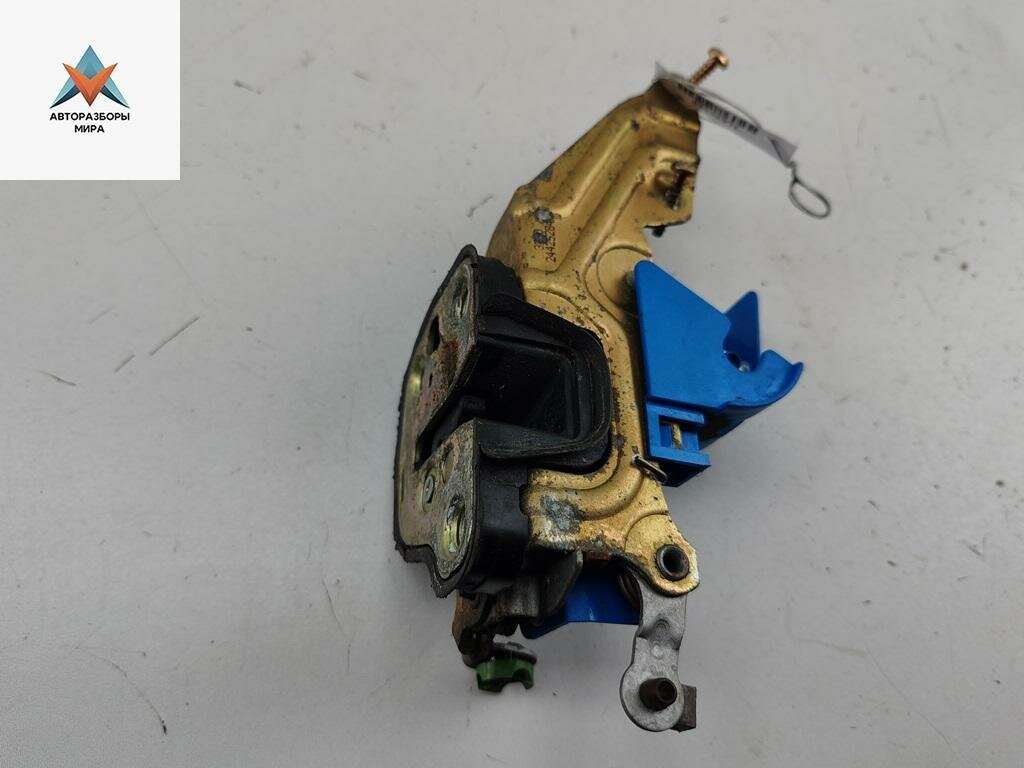 Замок двери передней правой Opel Omega B рест. 2000 24425284