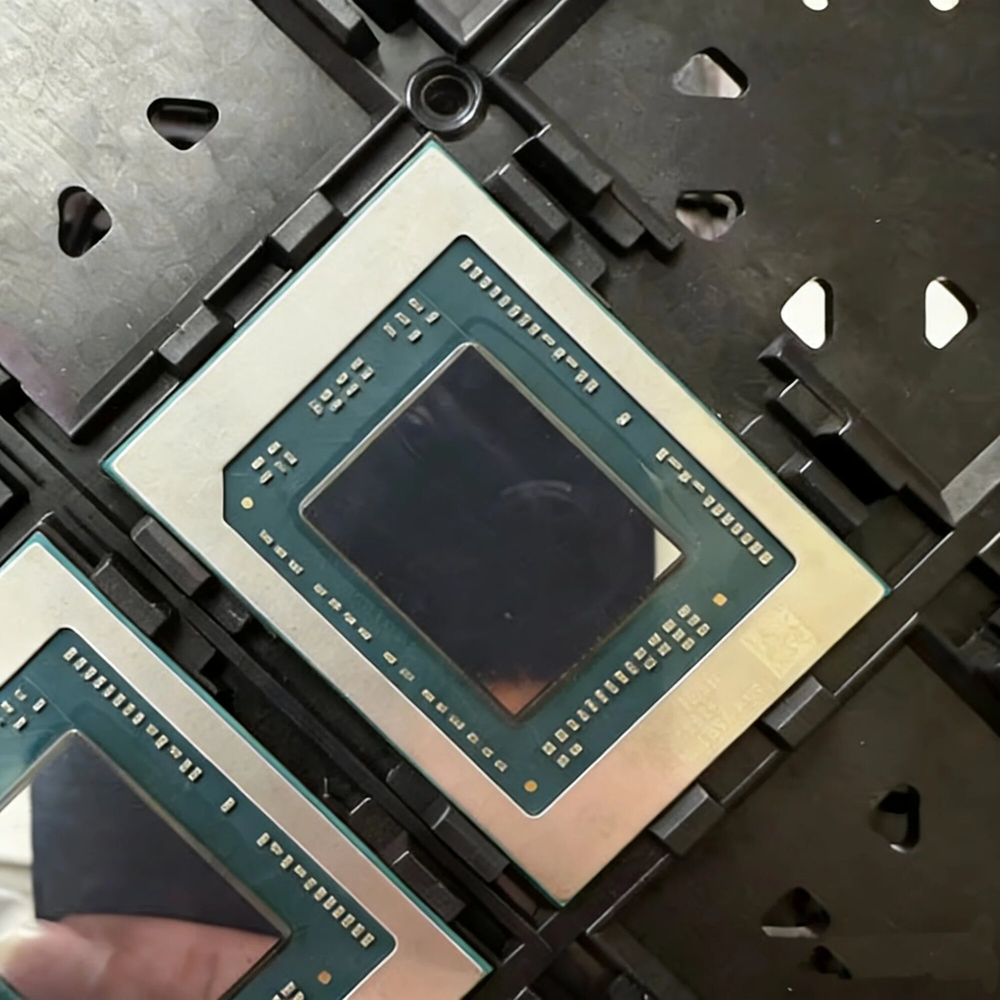Нижний корпус JIANGLUN для AMD Ryzen 5 7535HS, Цвет: 100-000000986