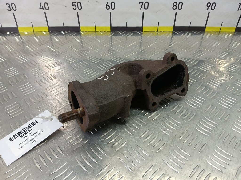 Коллектор выпускной Б/У для Hyundai TUCSON I (2004—2015) 2857127200