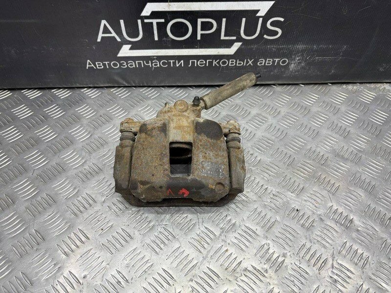 Суппорт тормозной Левый Передний Peugeot 307 2005 (1.6 NFU) Б/У с пробегом Арт. 18353