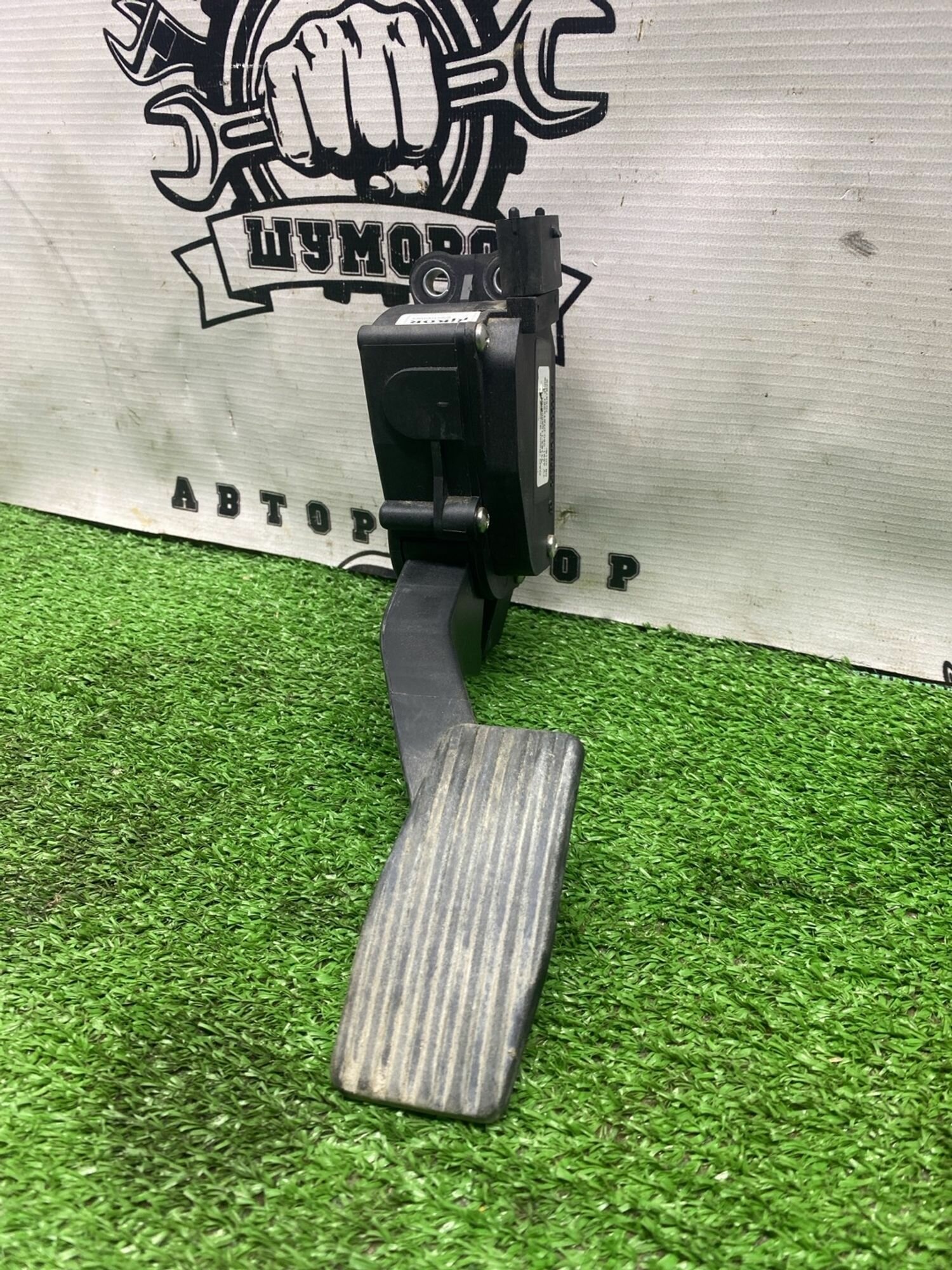 Педаль газа ВАЗ (LADA) Granta, I рестайлинг (20. с пробегом