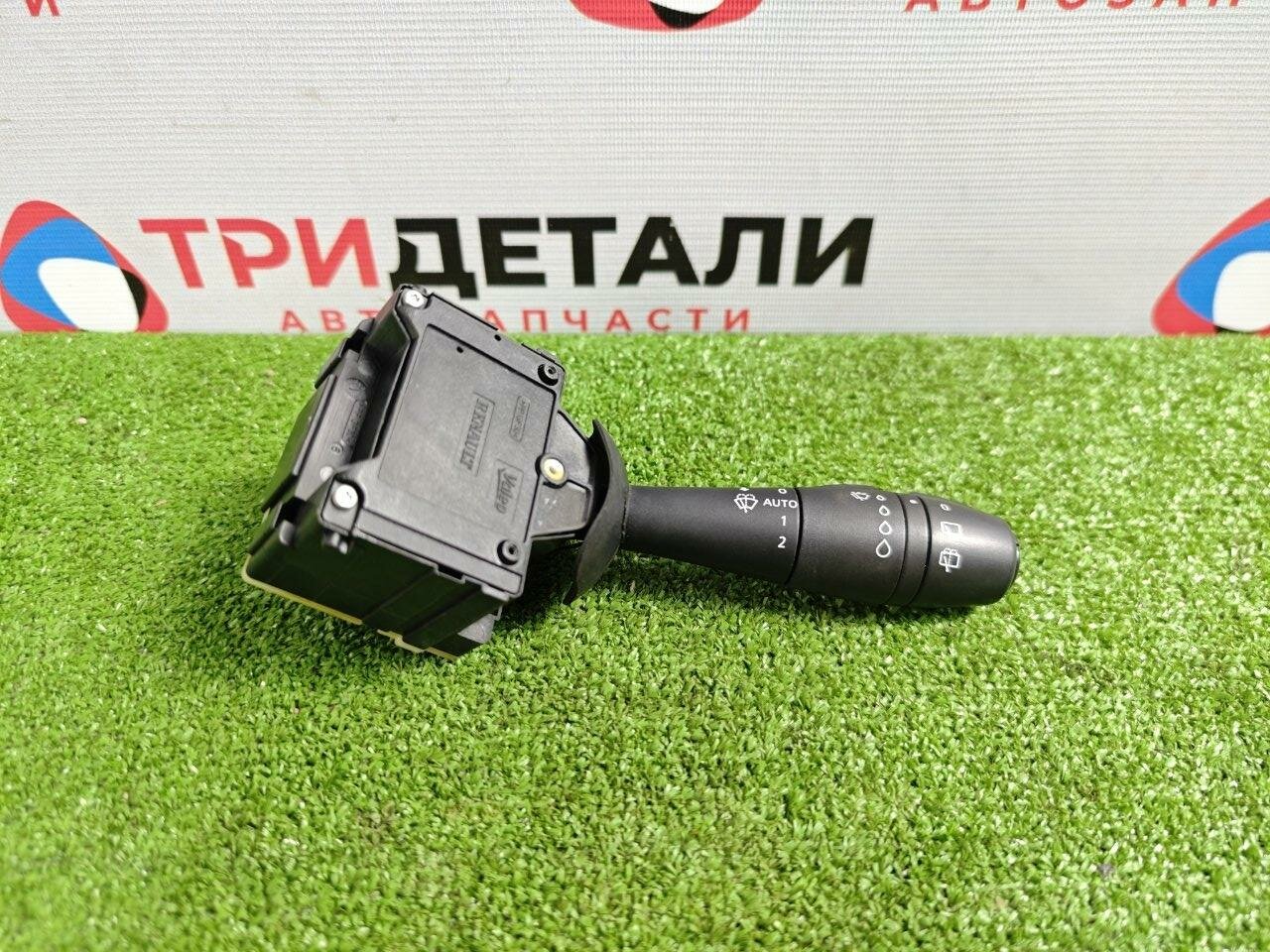 Подрулевой переключатель дворников Лада Веста 1.8 21179 2018 (б/у)