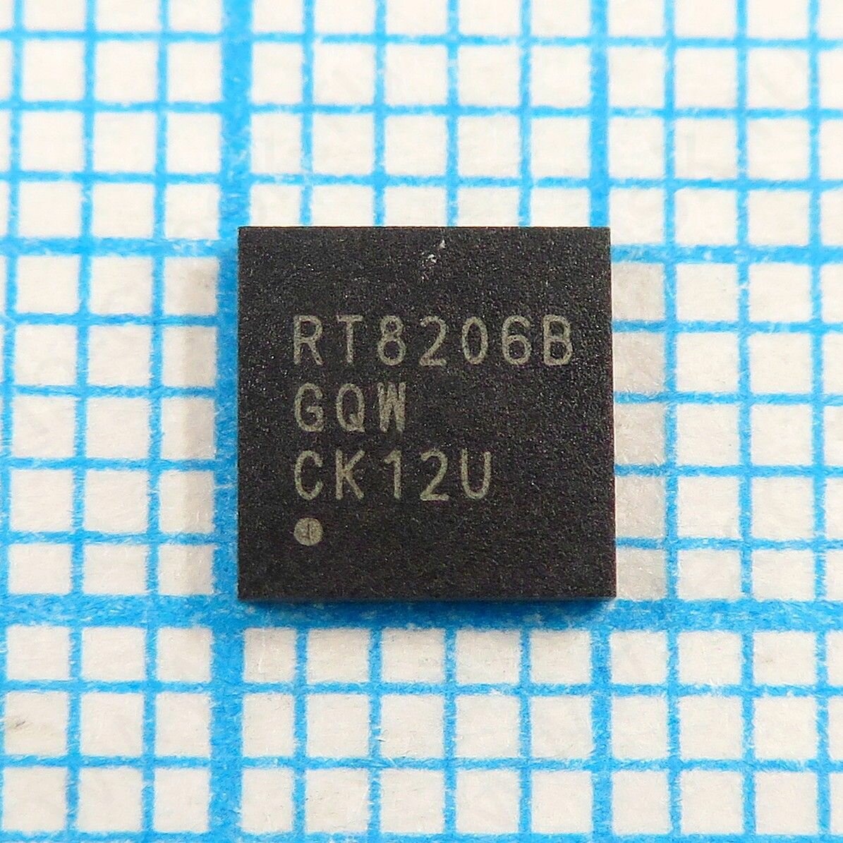 RT8206B RT8206BGQW - Двухканальный высокоэффективный контроллер питания ноутбука