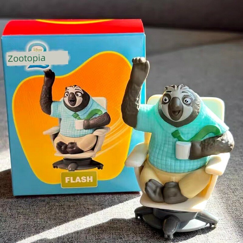 Подарочная фигурка-игрушка из набора Happy Meal McDonald's Zootopia 2025 года, коллаборация Ник и Джуди молния