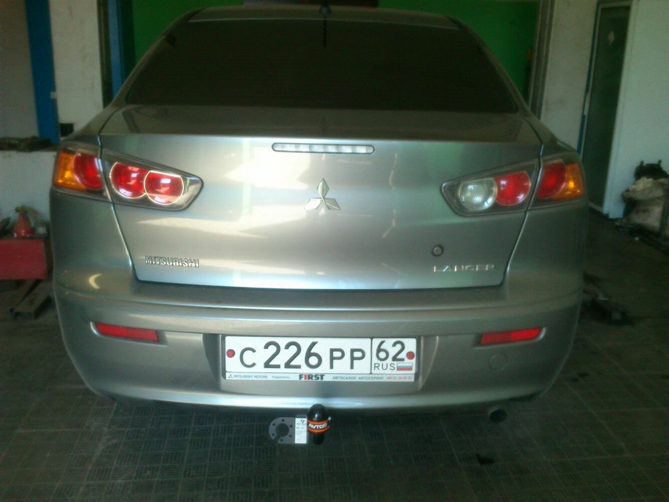 Фаркоп для Mitsubishi Lancer X 2007-2012 седан (без электрики) (паспорт и сертификат) AvtoS. MI19