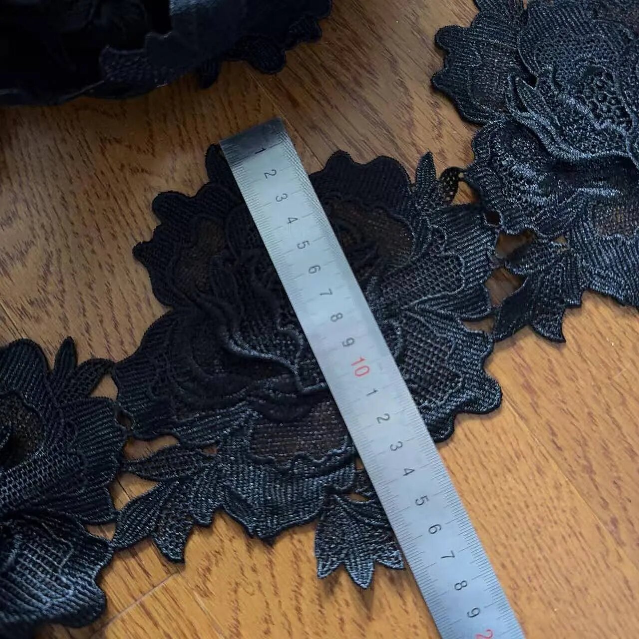 Водорастворимое кружево R SMEALE 3 ярда черное-белое для пошива Black 16.5cm