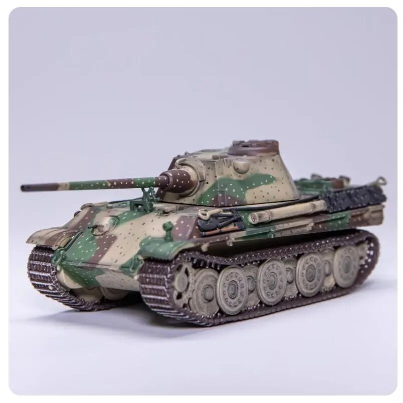 Масштабная модель немецкого танка Panther F коллекционная фигурка