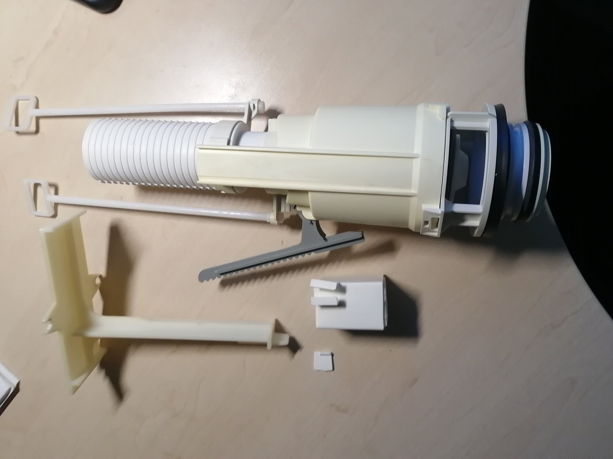 Клапан слива для инсталляции Ideal Standard W3089AA.