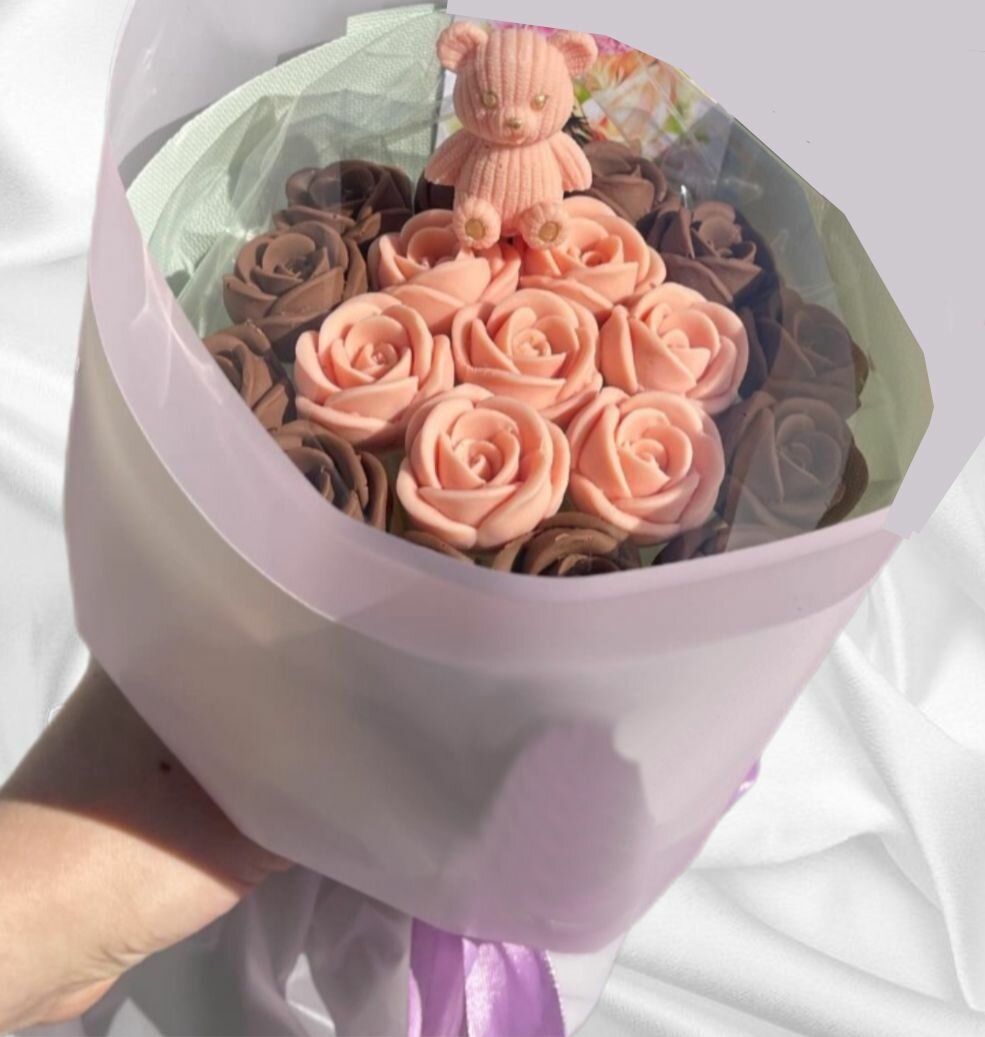 Сладкий букет из конфет для девочки ТД НебыковА шоколадные розы с медведем из шоколада